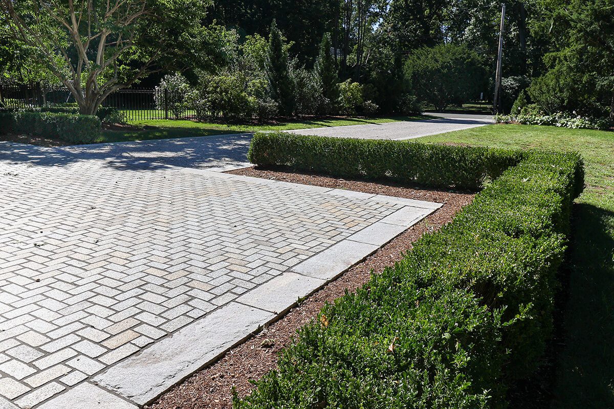 Driveways and Motorcourts - Stone Farm
